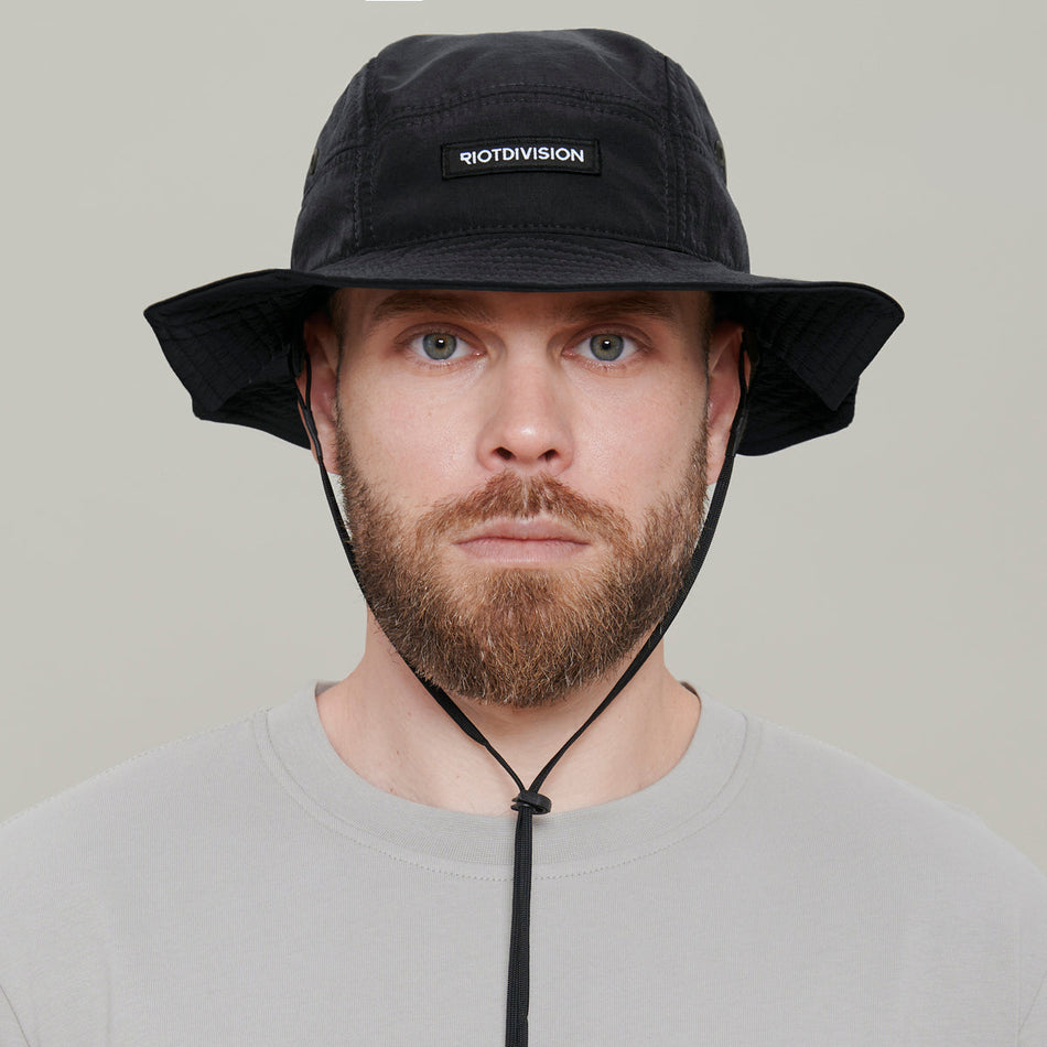 ГОЛОВНІ УБОРИ - RIOT DIVISION